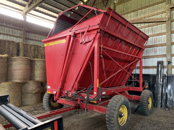 Used Hay Equipment for Sale | Papé Machinery