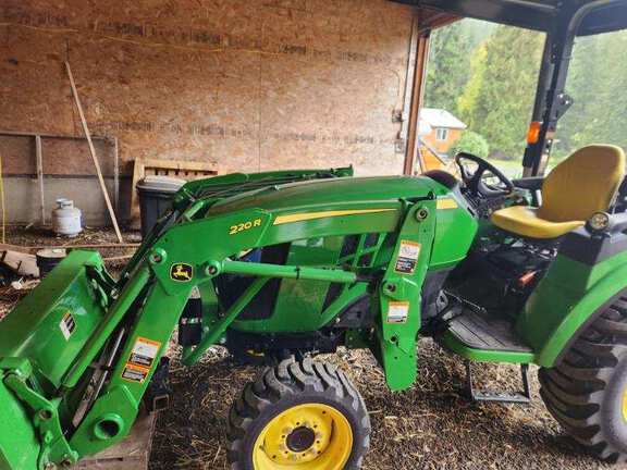 Used Compact & Sub-Compact Tractors for Sale | Papé Machinery