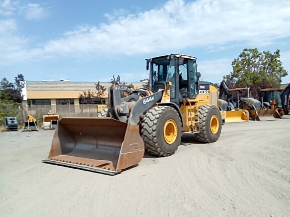 Used Wheel Loaders & Track Loaders for Sale | Papé Machinery